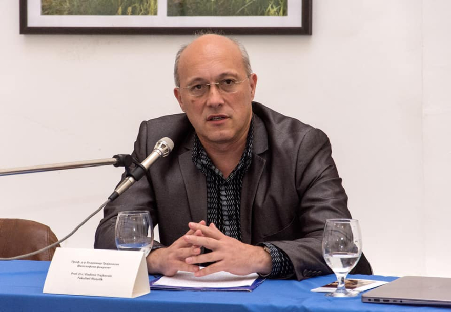 Професор од Филозофски факултет: Во индексот треба да ставате ...